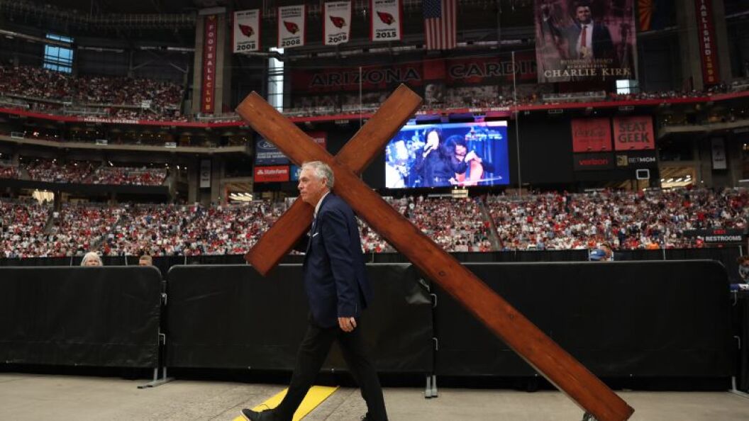 SEPE - Analysis: The US veers toward Christian nationalism